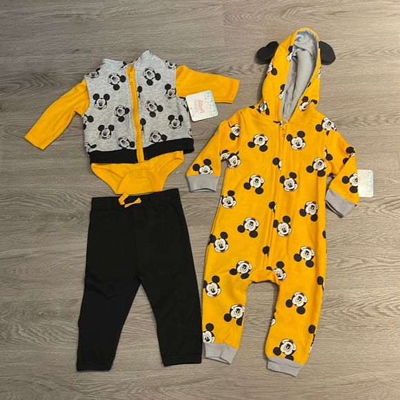 Disney | Matching Sets | Disney Mickey Mouse Two Outfits 3 Piece Set ...